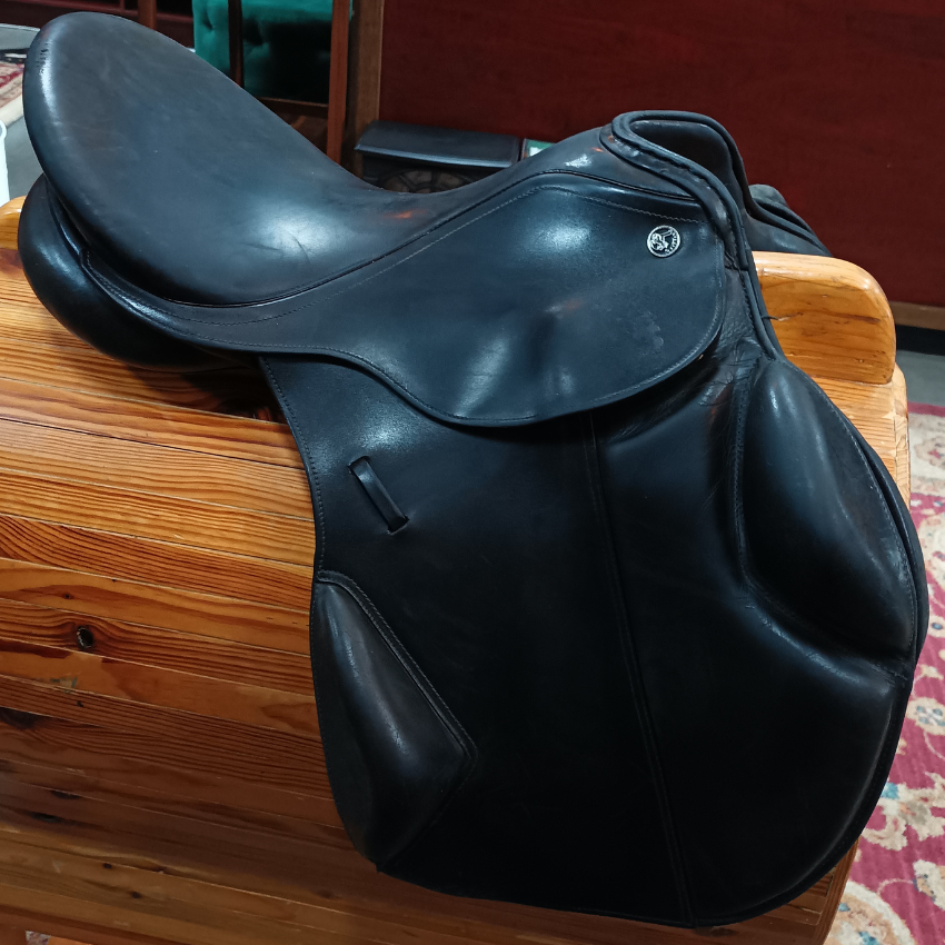 PRE-LOVED KIEFFER NORBET KOOF JUMPING SADDLE 17.5" – Riders Saddlery